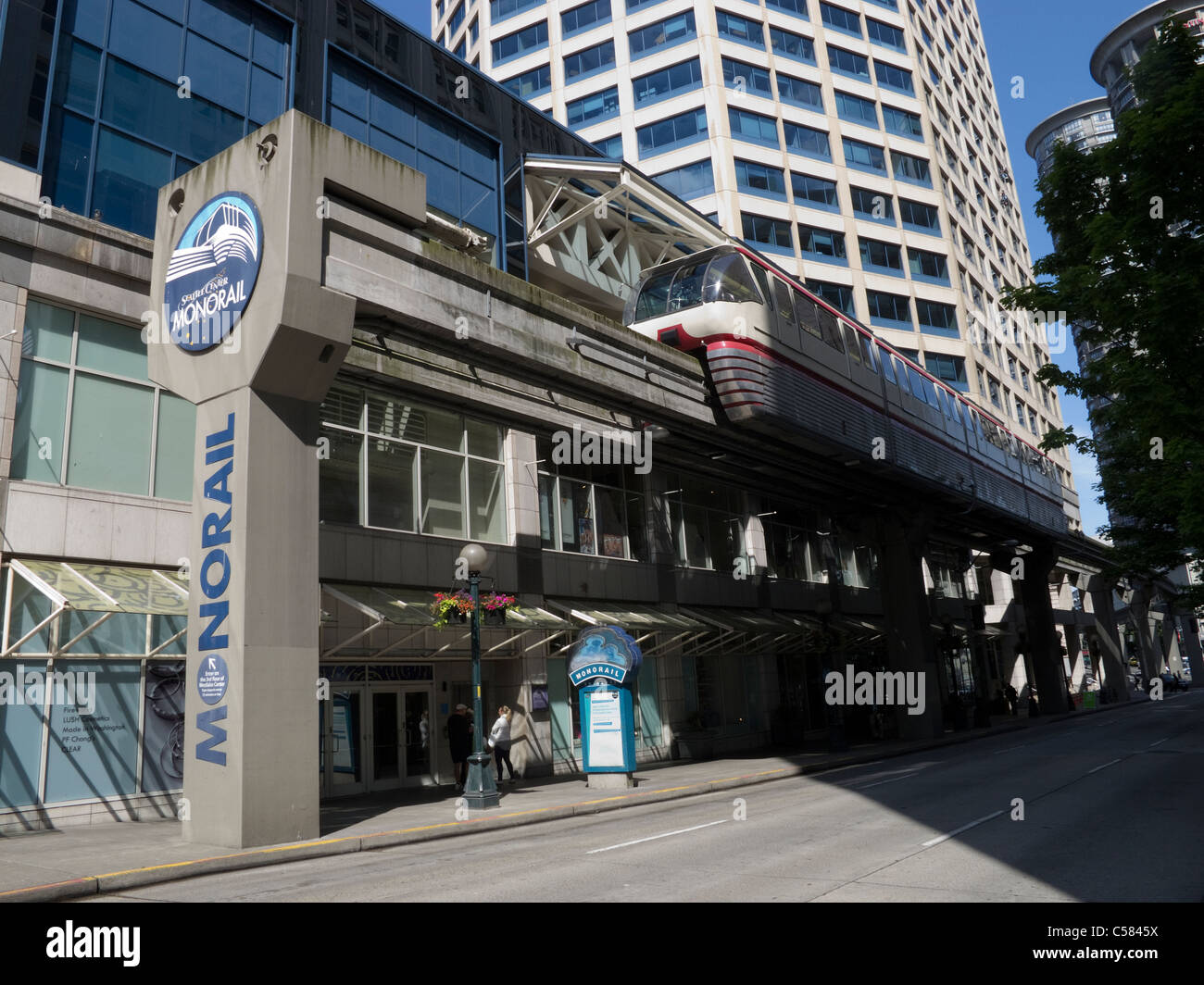 Seattle monorail hi-res stock photography and images - Alamy