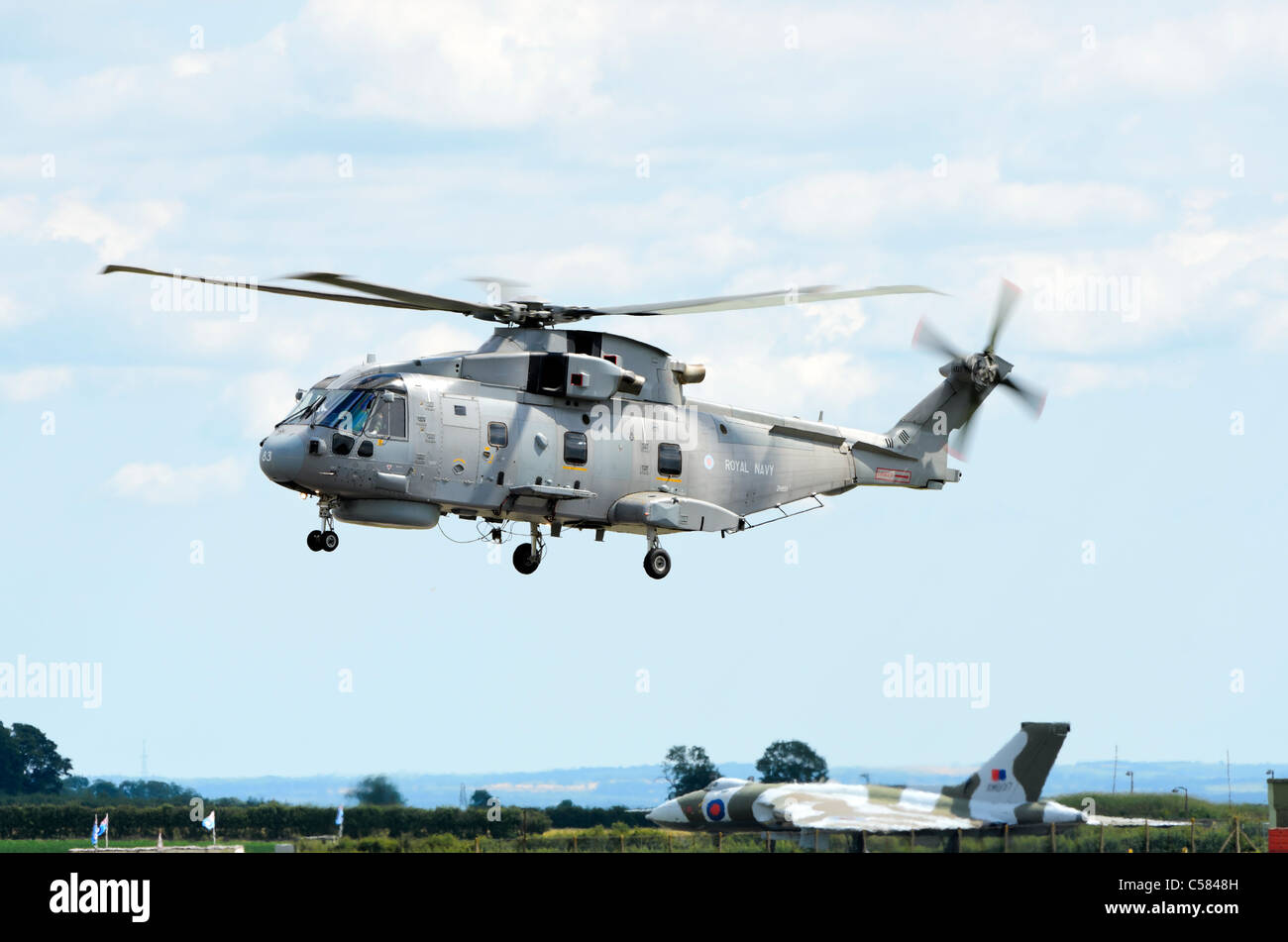 Royal navy merlin hm1 hi-res stock photography and images - Alamy
