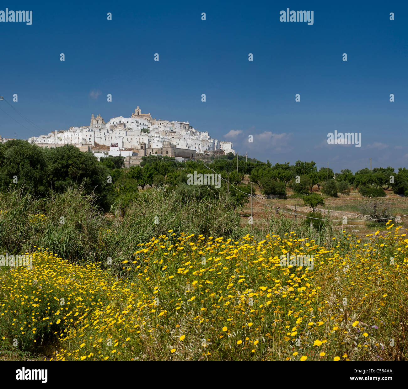 Hilltop city hi-res stock photography and images - Alamy