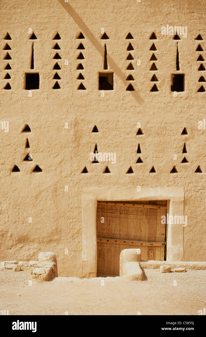 Riyadh homes hi-res stock photography and images - Alamy