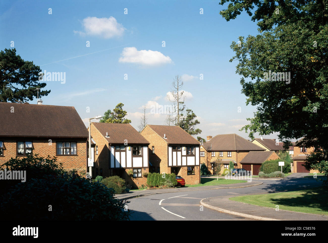 Small executive brick houses, Chislehurst, Kent Stock Photo - Alamy