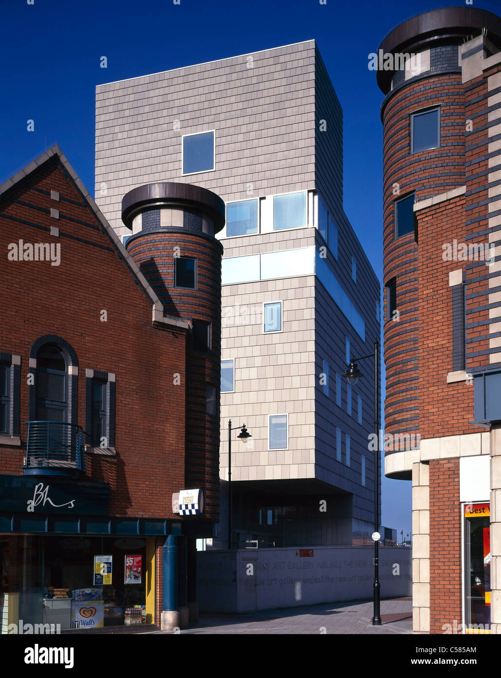 Walsall art gallery hi-res stock photography and images - Alamy