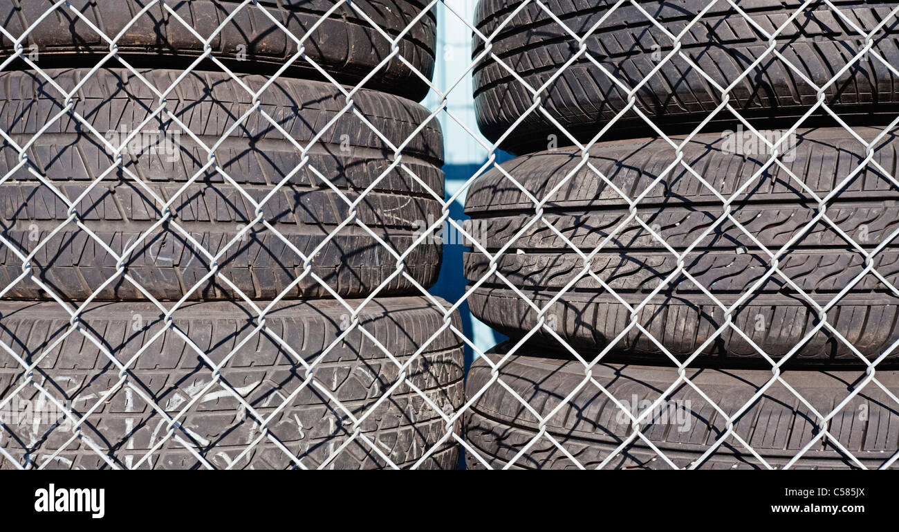 Car behind fence hi-res stock photography and images - Alamy