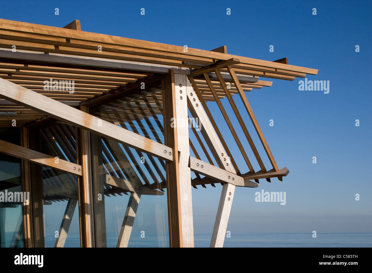 Deal pier kent jasins hi-res stock photography and images - Alamy
