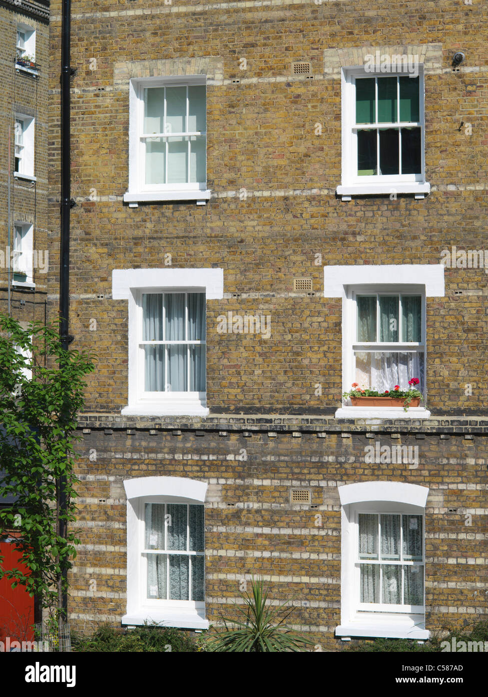 Sash windows in a residential housing block Stock Photo - Alamy