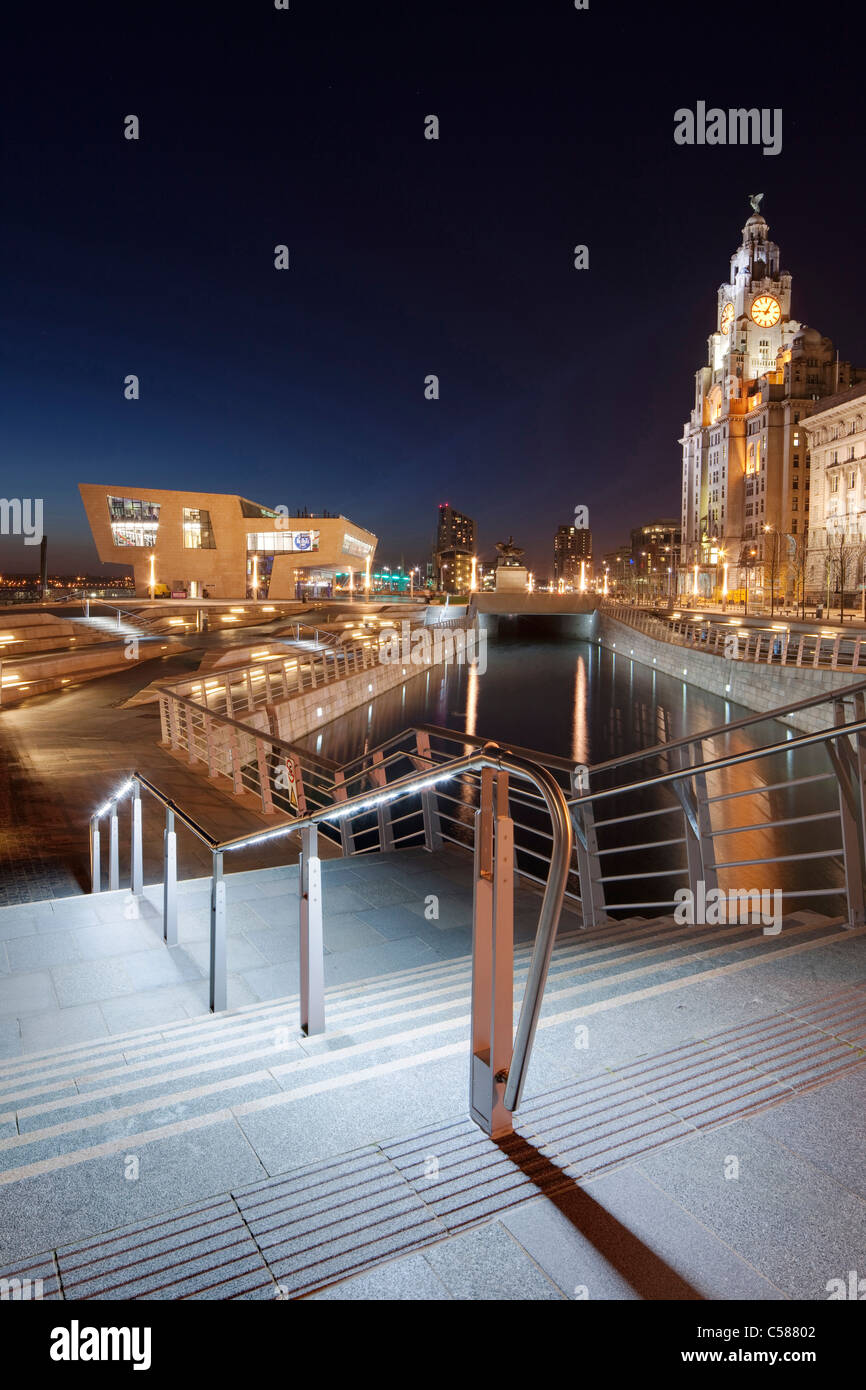 Ferry terminal building pier hi-res stock photography and images - Alamy