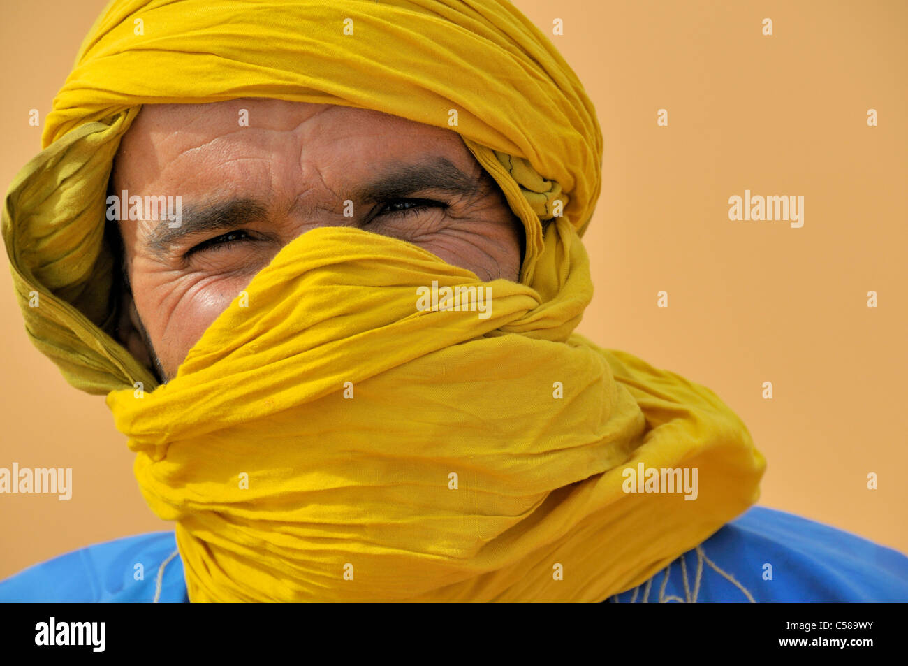 North africa man turban hi-res stock photography and images - Alamy