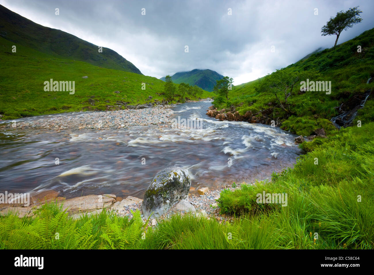 Glen Etive, Great Britain, Scotland, Europe, valley, river, flow, rock ...