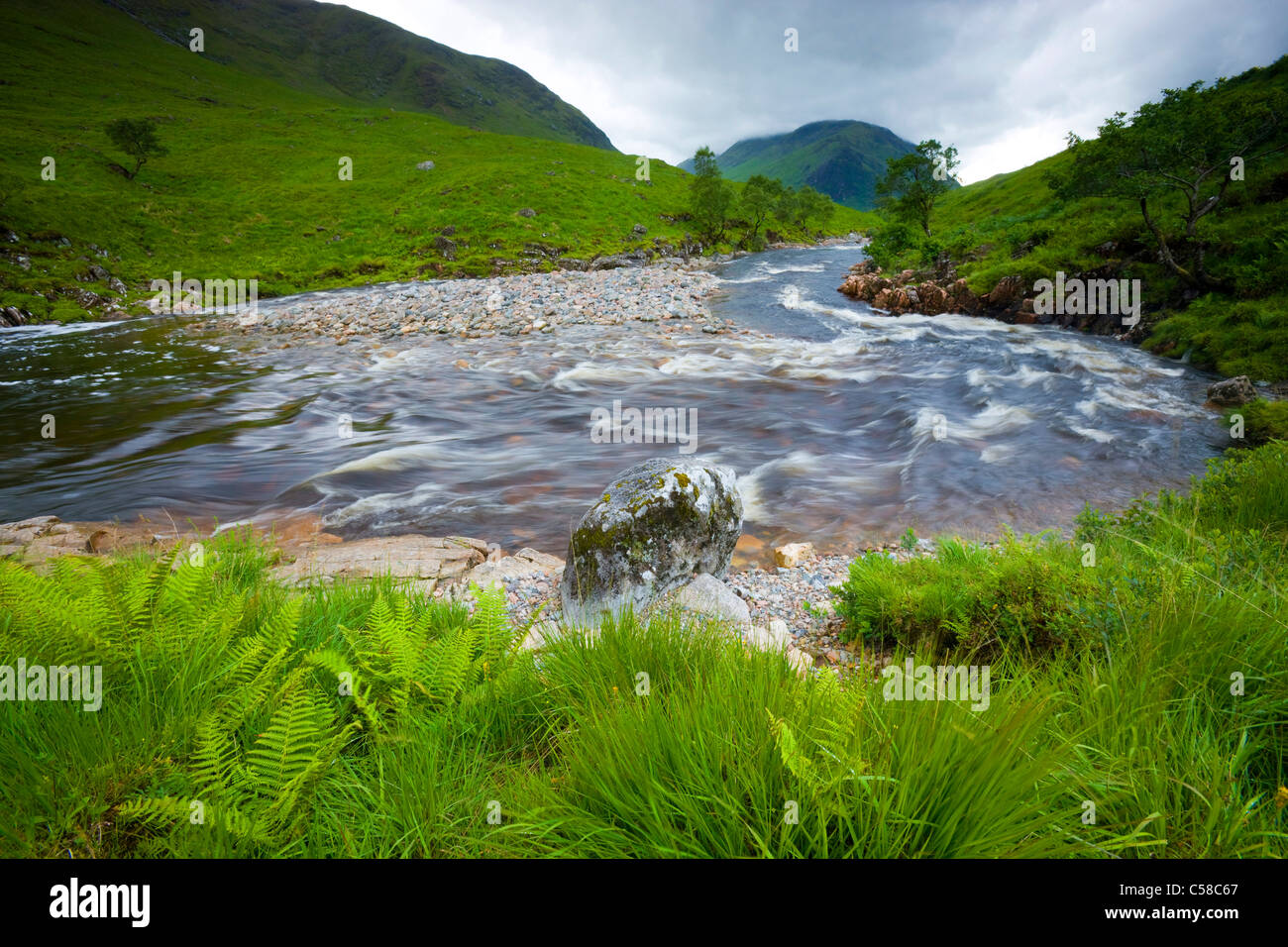Glen Etive, Great Britain, Scotland, Europe, valley, river, flow, rock ...