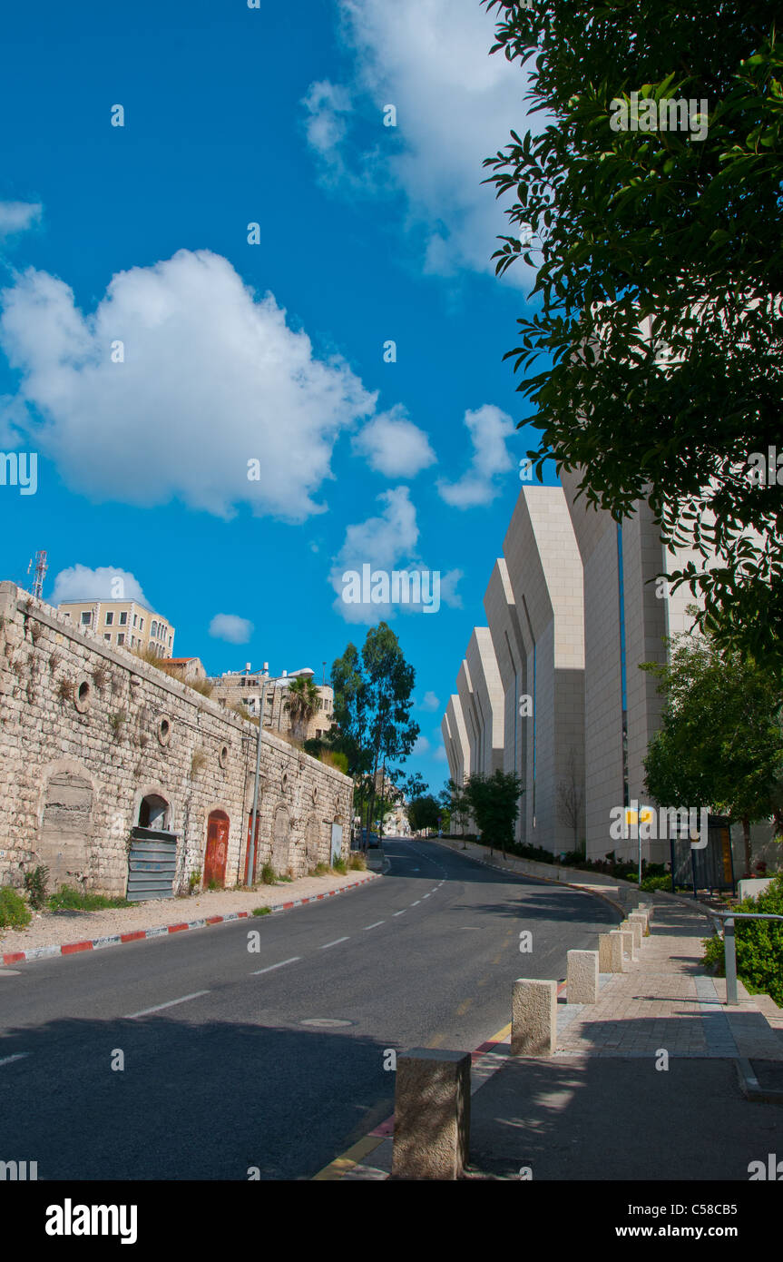 The streets of Haifa Stock Photo - Alamy