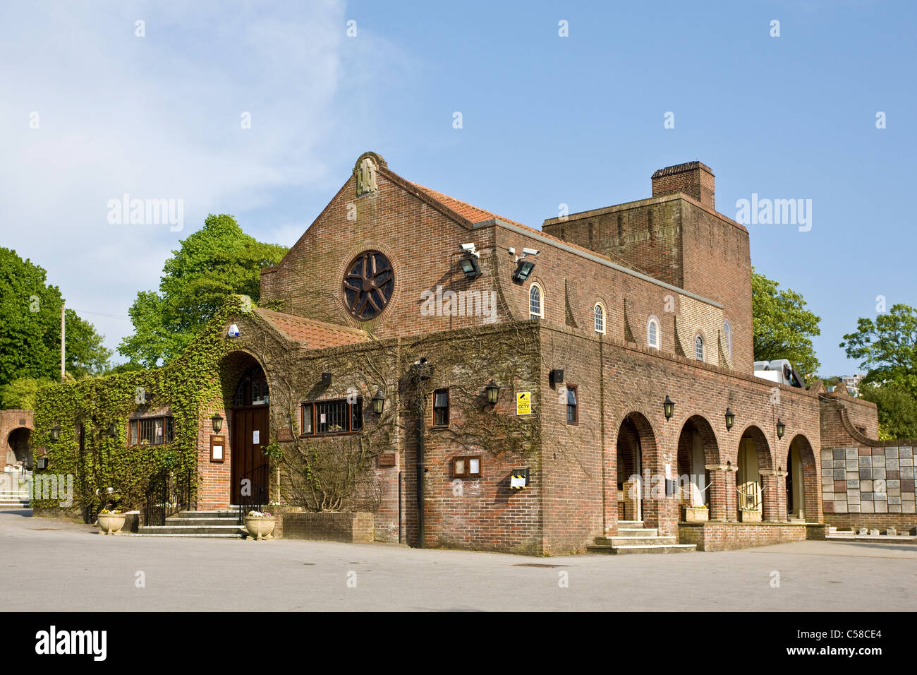 Sussex crematorium hi-res stock photography and images - Alamy