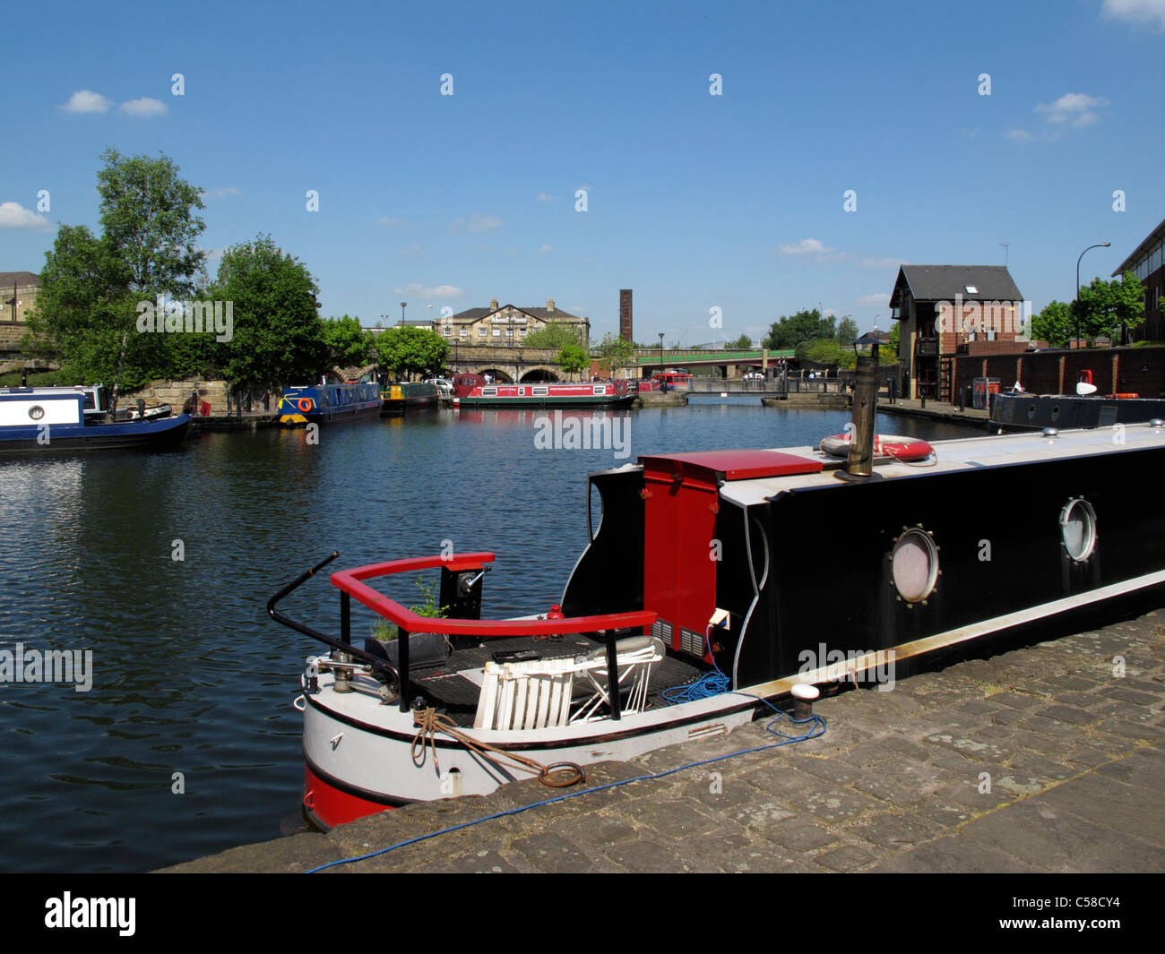 Canal basin Victoria Quays Sheffield City Center South Yorkshire ...