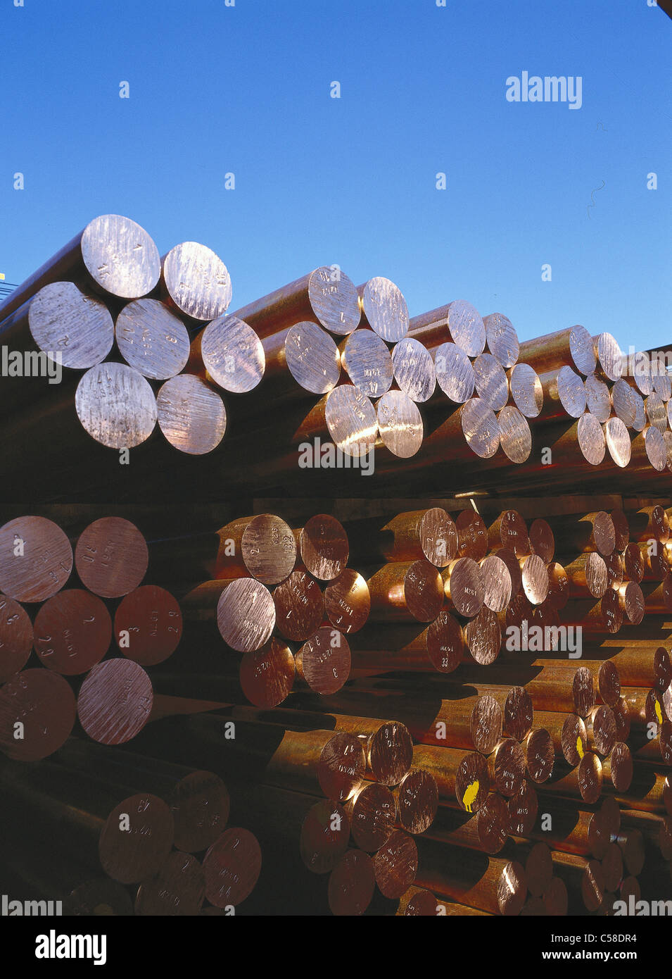 Copper bar hi-res stock photography and images - Alamy