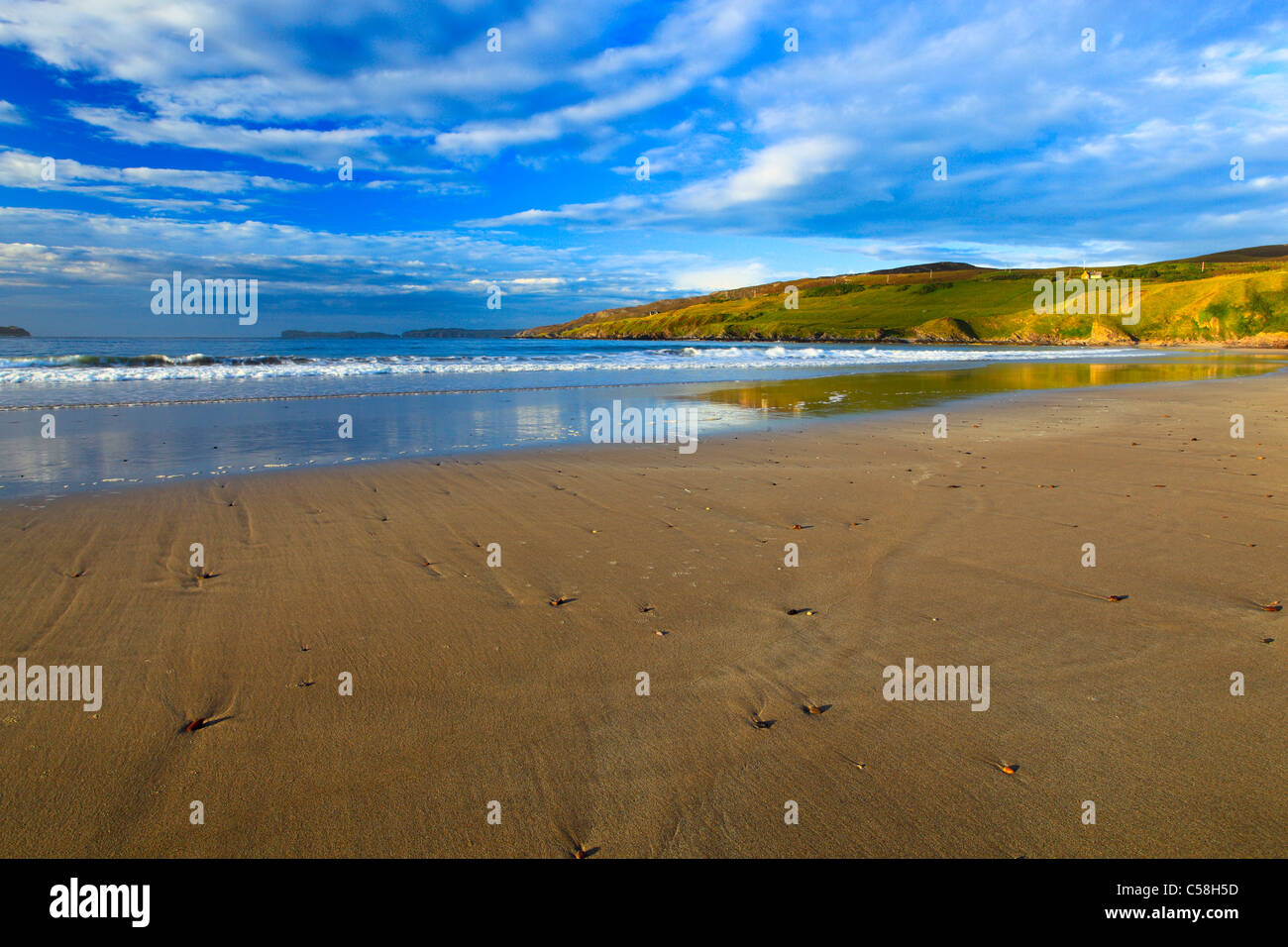 Bay, Coldbackie, Coldbackie Bay, cliff, rock, body of water, Great ...