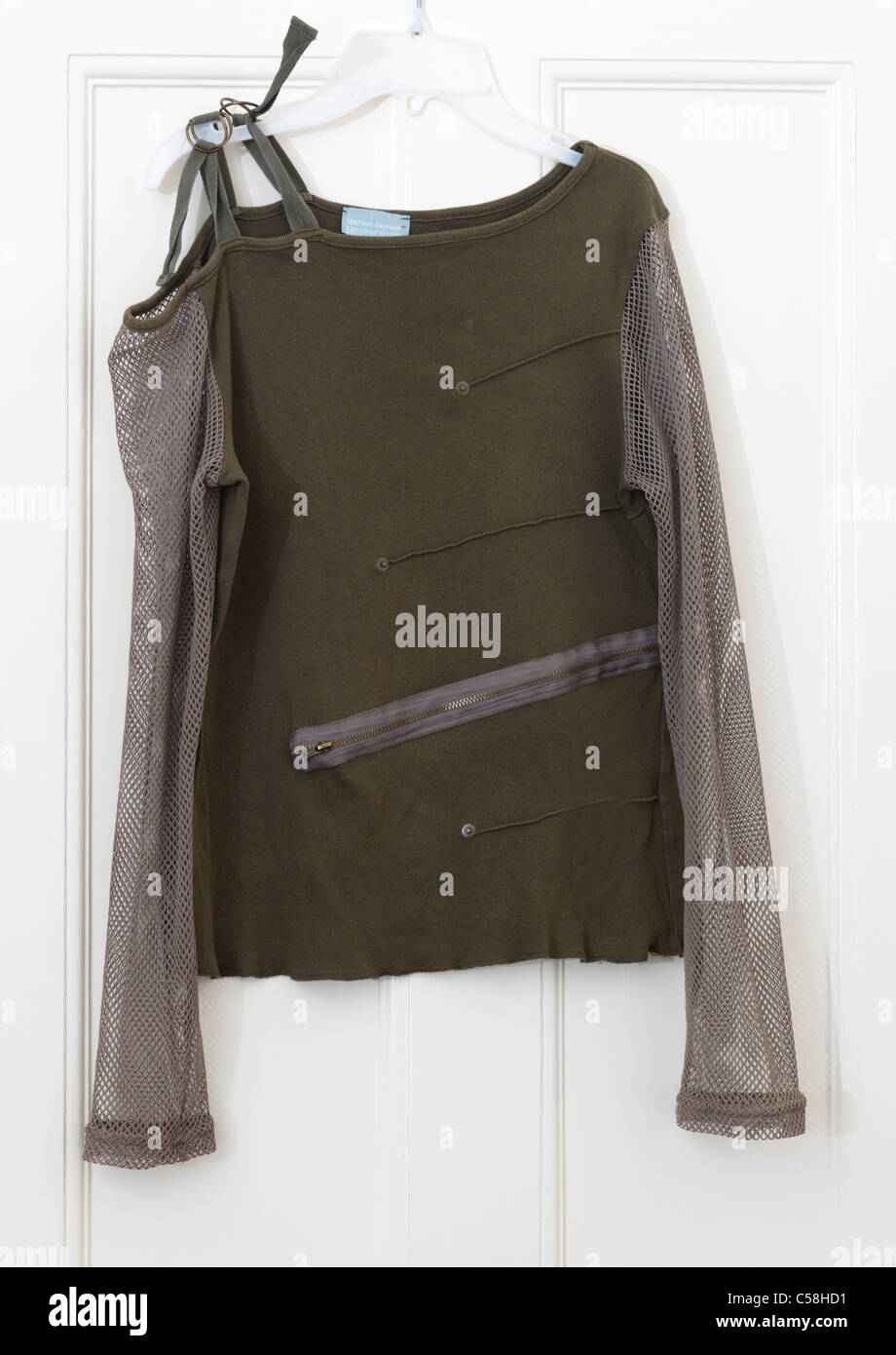 Green net hi-res stock photography and images - Alamy