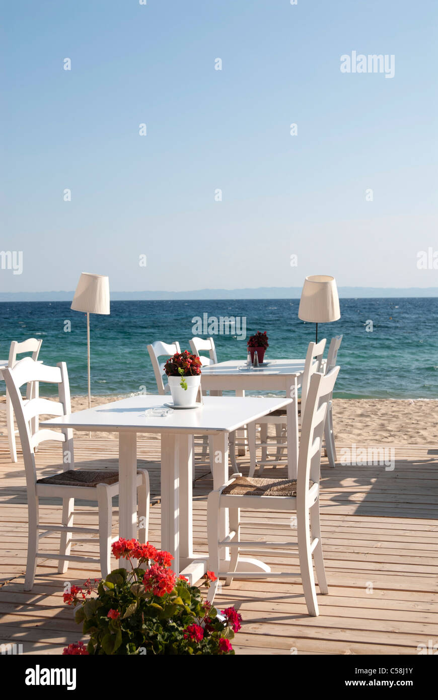 Greece beach restaurant hi-res stock photography and images - Alamy