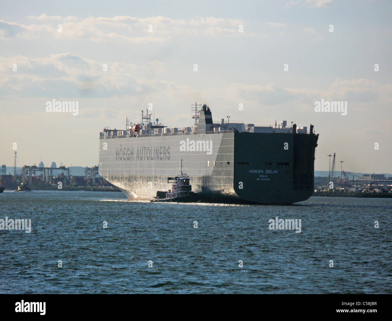 Ships hold with cargo hi-res stock photography and images - Alamy