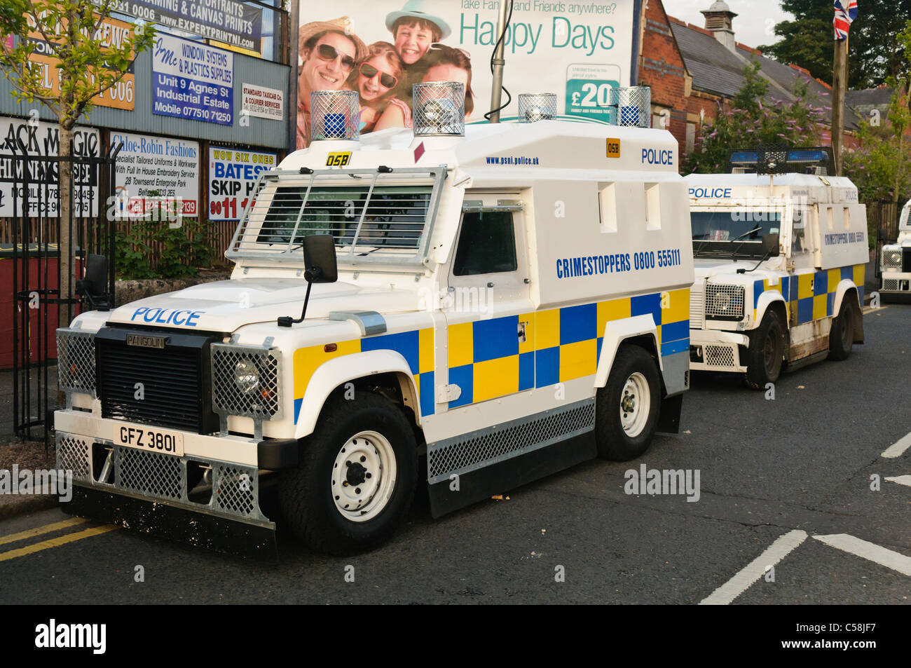 Armoured land rover hi-res stock photography and images - Alamy