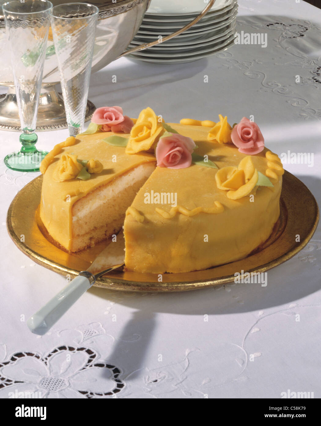 Short paste hi-res stock photography and images - Alamy