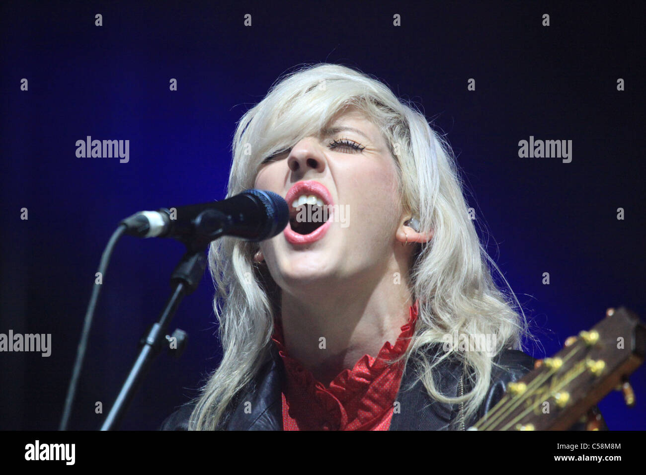 ellie goulding singer and musiton Stock Photo - Alamy