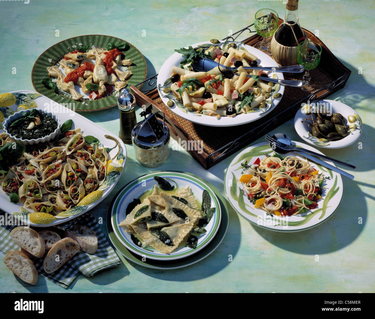 Tableau: Italian noodle buffet Stock Photo - Alamy