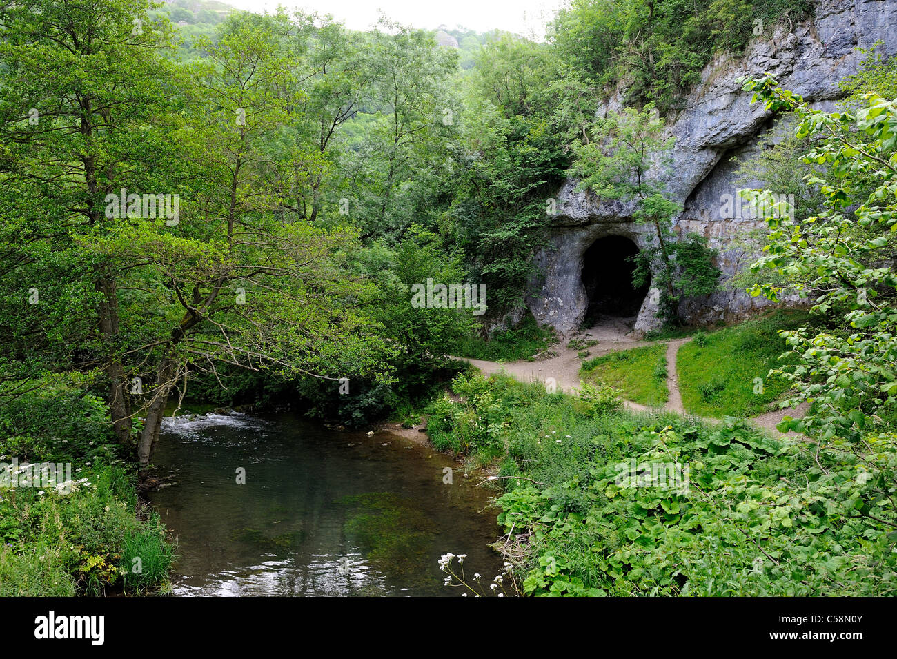dovedale derbyshire england uk Stock Photo - Alamy
