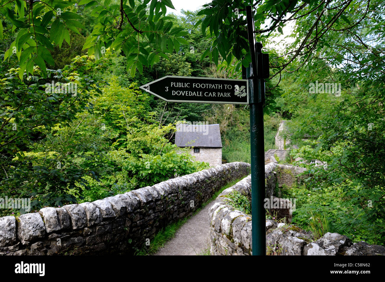 footpath over the viator bridge also known as the packhorse bridge ...