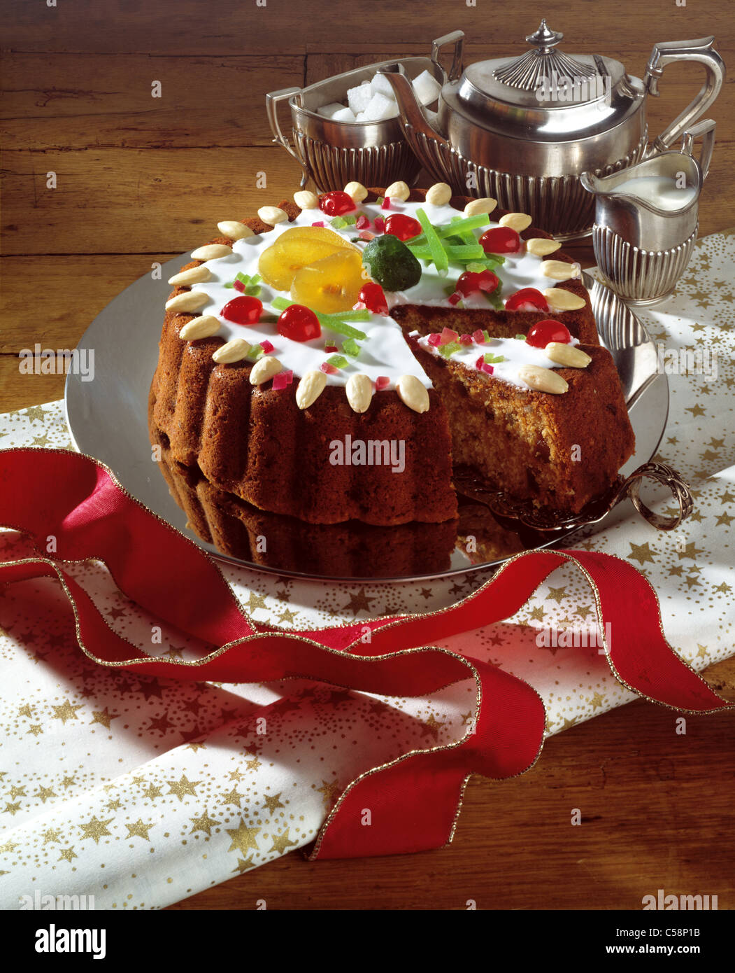 English fruit - cake - truncated Stock Photo - Alamy