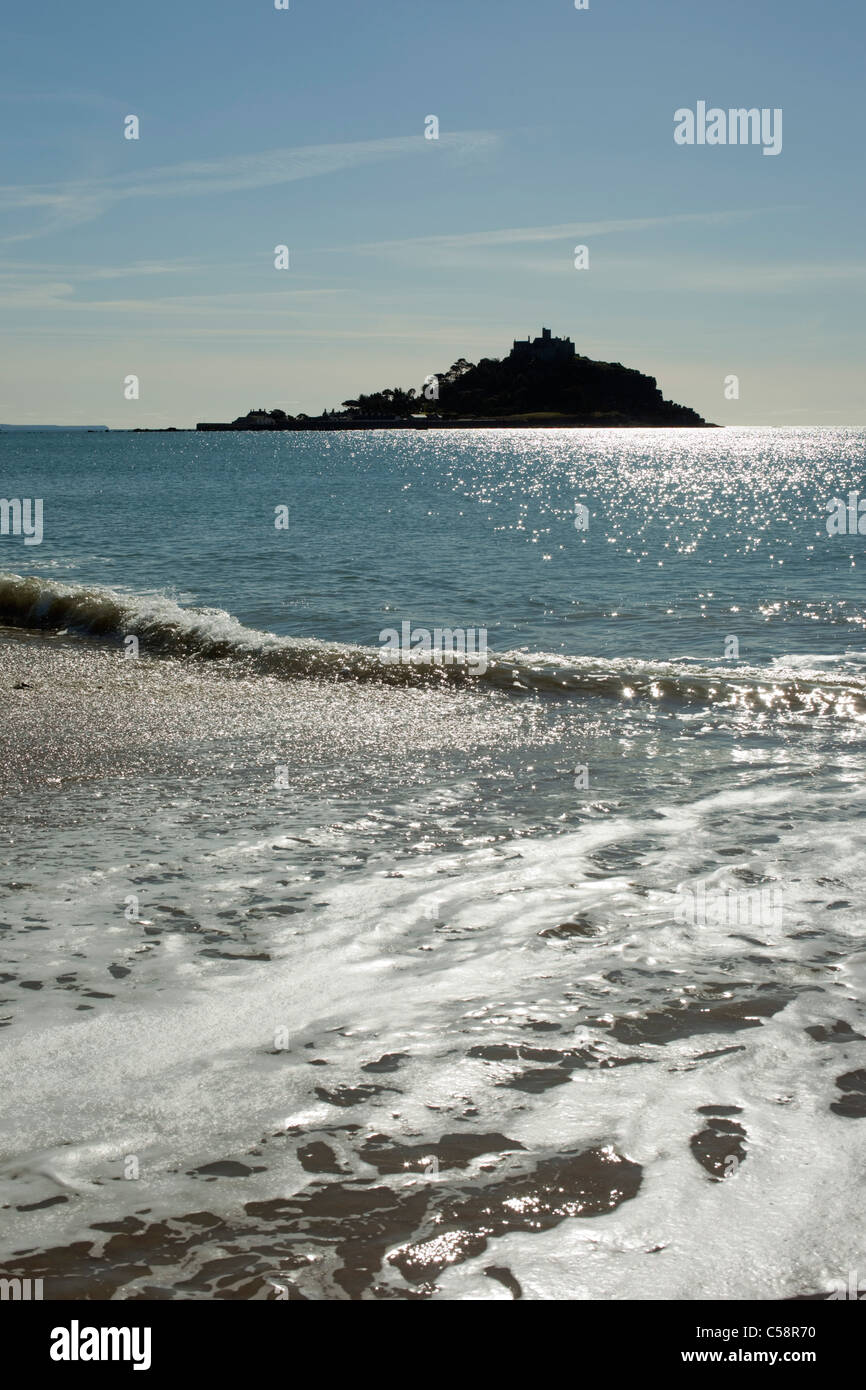 St Michael's Mount; Cornwall; sun sparkling on the water Stock Photo ...