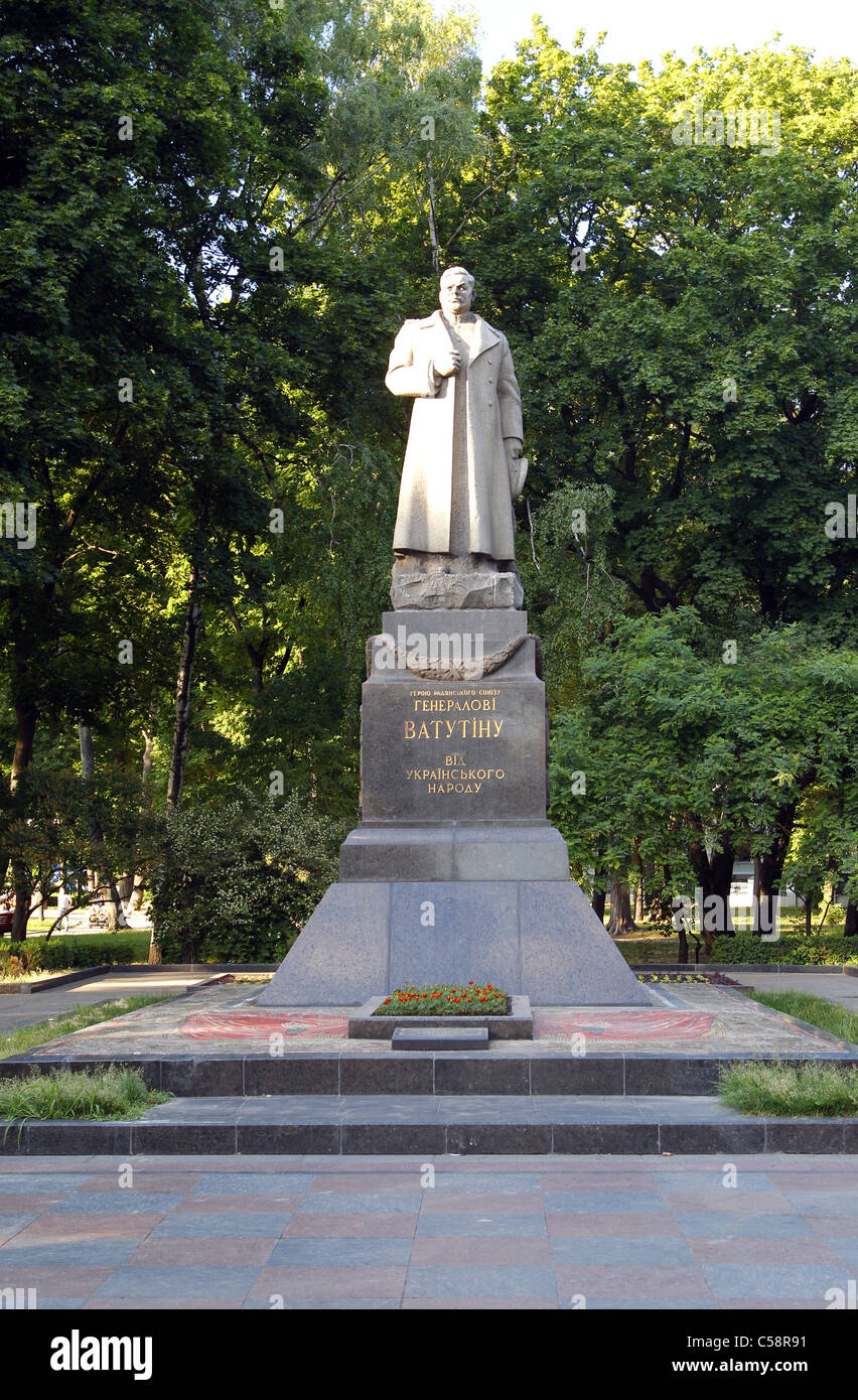 Statue nikolai hi-res stock photography and images - Alamy