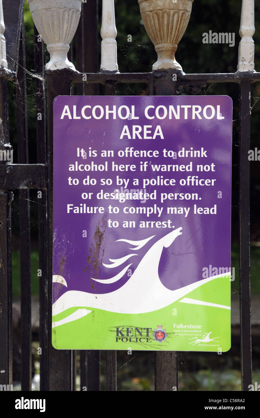 Alcohol control area sign hi-res stock photography and images - Alamy