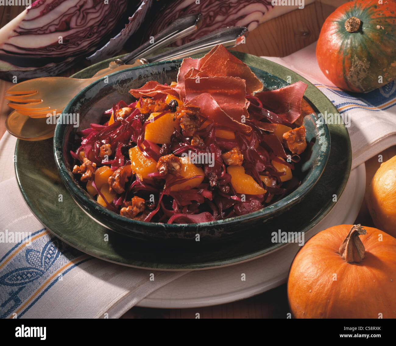 Red cabbage salad with smoked meat "Bündner Fleisch Stock Photo - Alamy