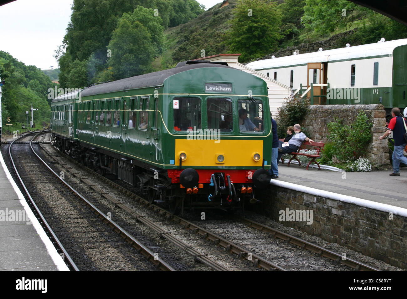 Class 101 hi-res stock photography and images - Alamy