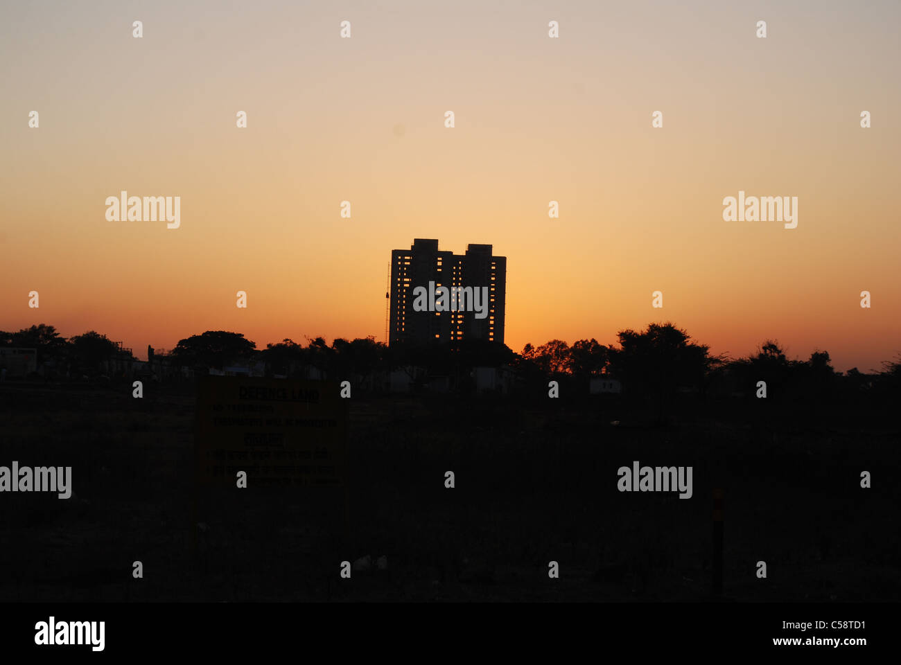 Set scenery hi-res stock photography and images - Alamy