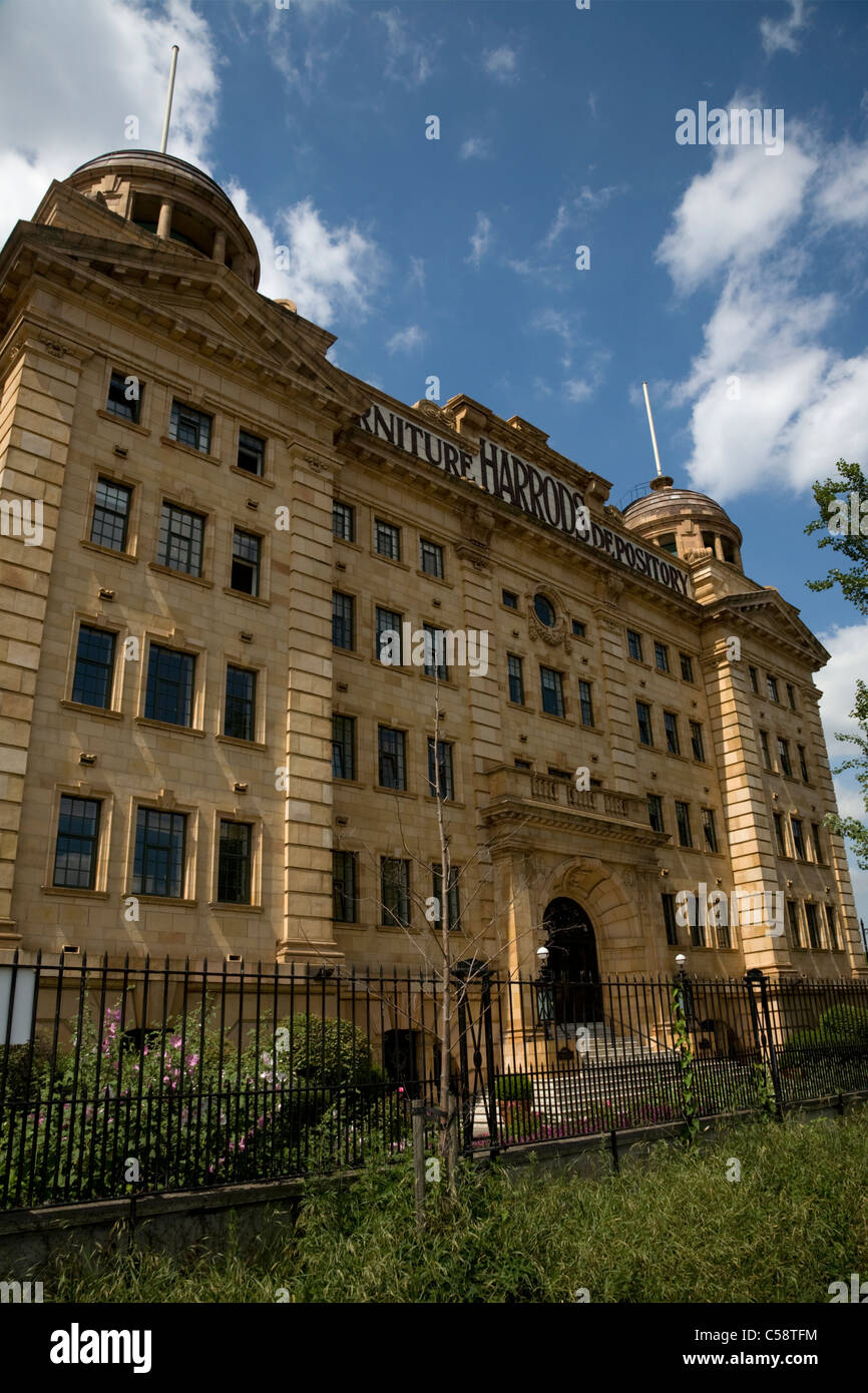 harrods village barnes london england Stock Photo - Alamy