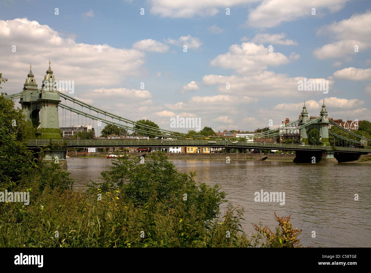 hammersmith bridge river thames london england Stock Photo - Alamy