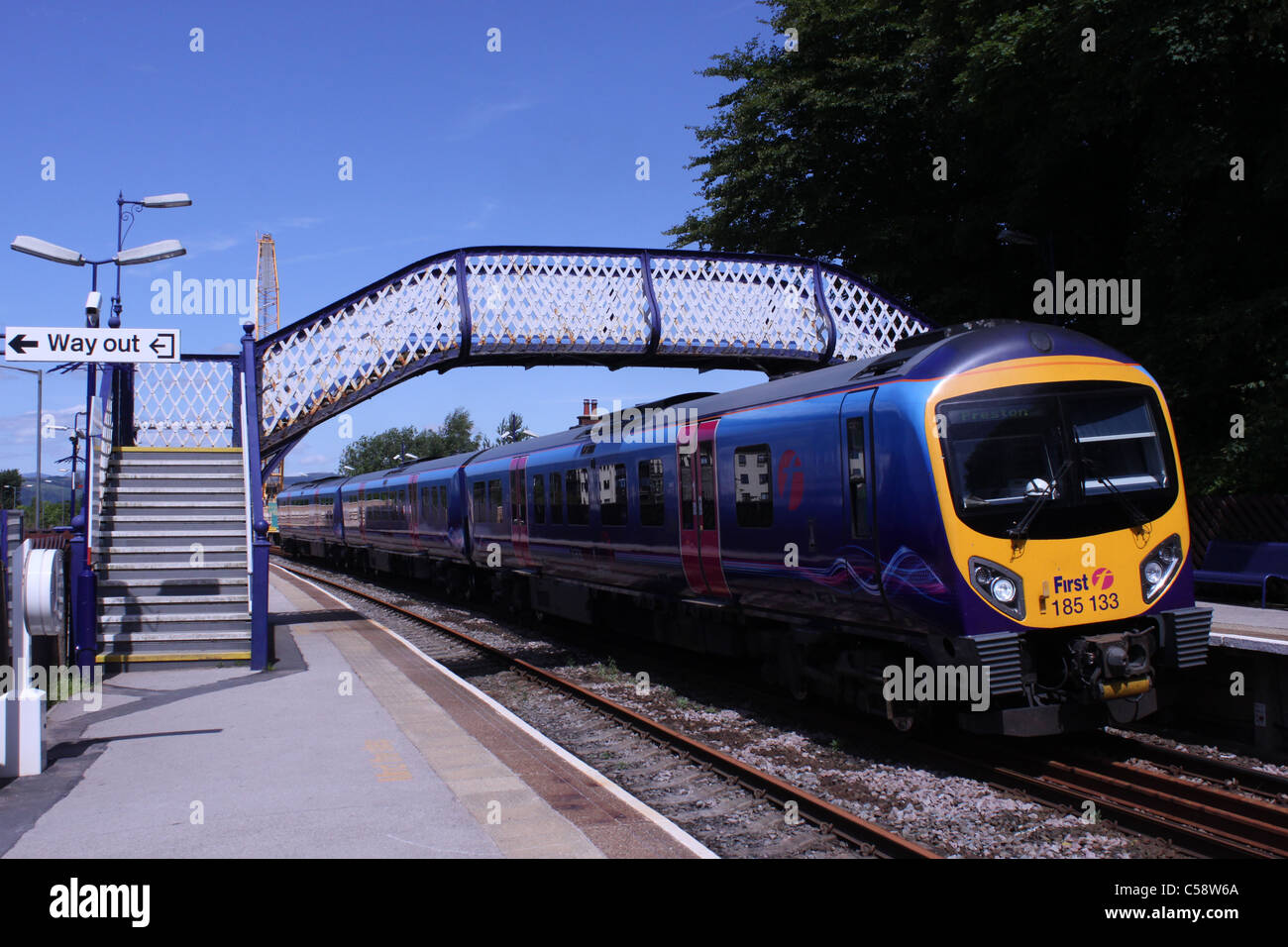 Arnside station hi-res stock photography and images - Alamy