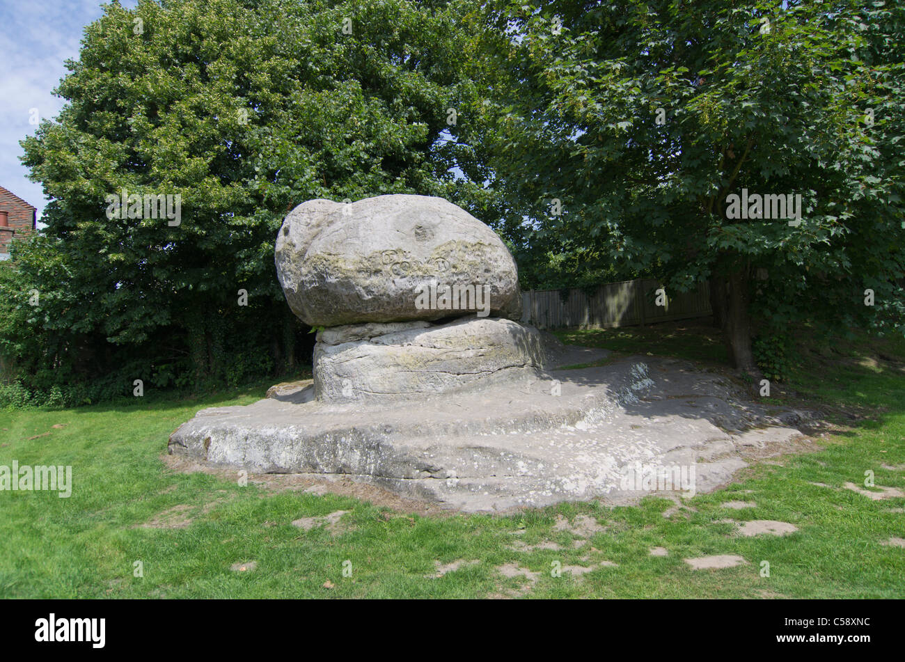 Chiddingstone village hi-res stock photography and images - Alamy