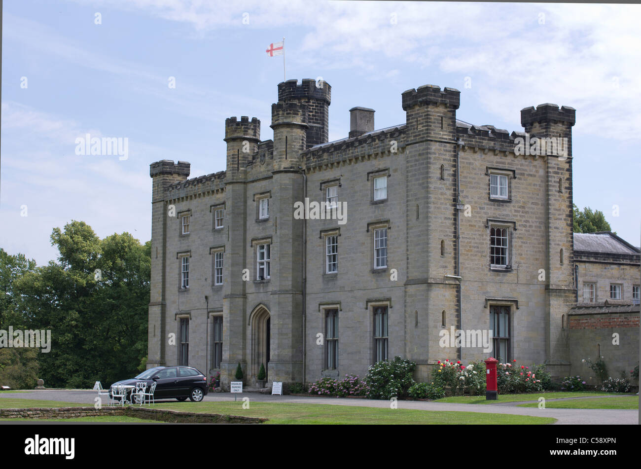Chiddingstone castle hi-res stock photography and images - Alamy
