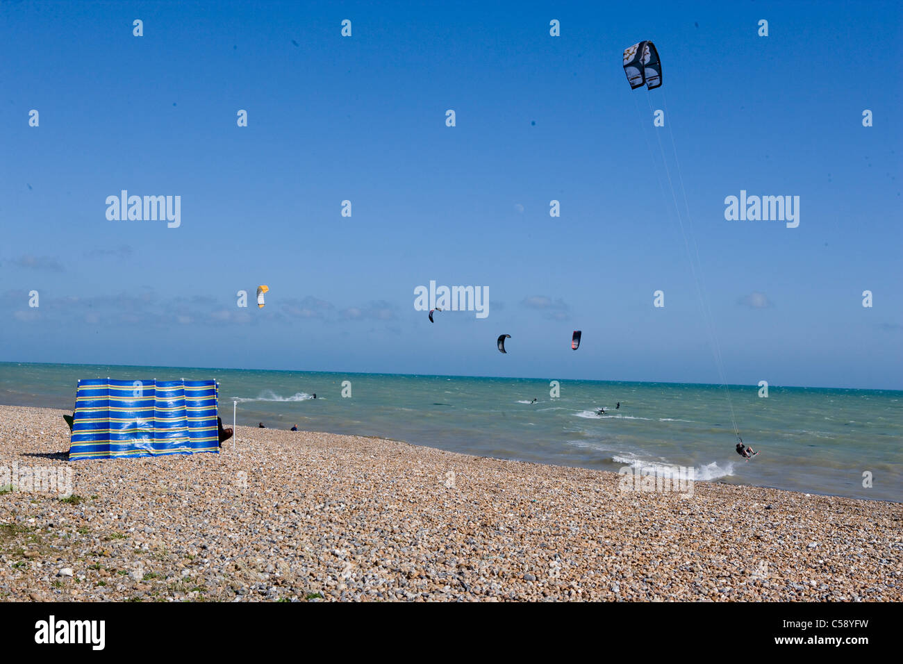 Littlehampton beach summer hi-res stock photography and images - Alamy