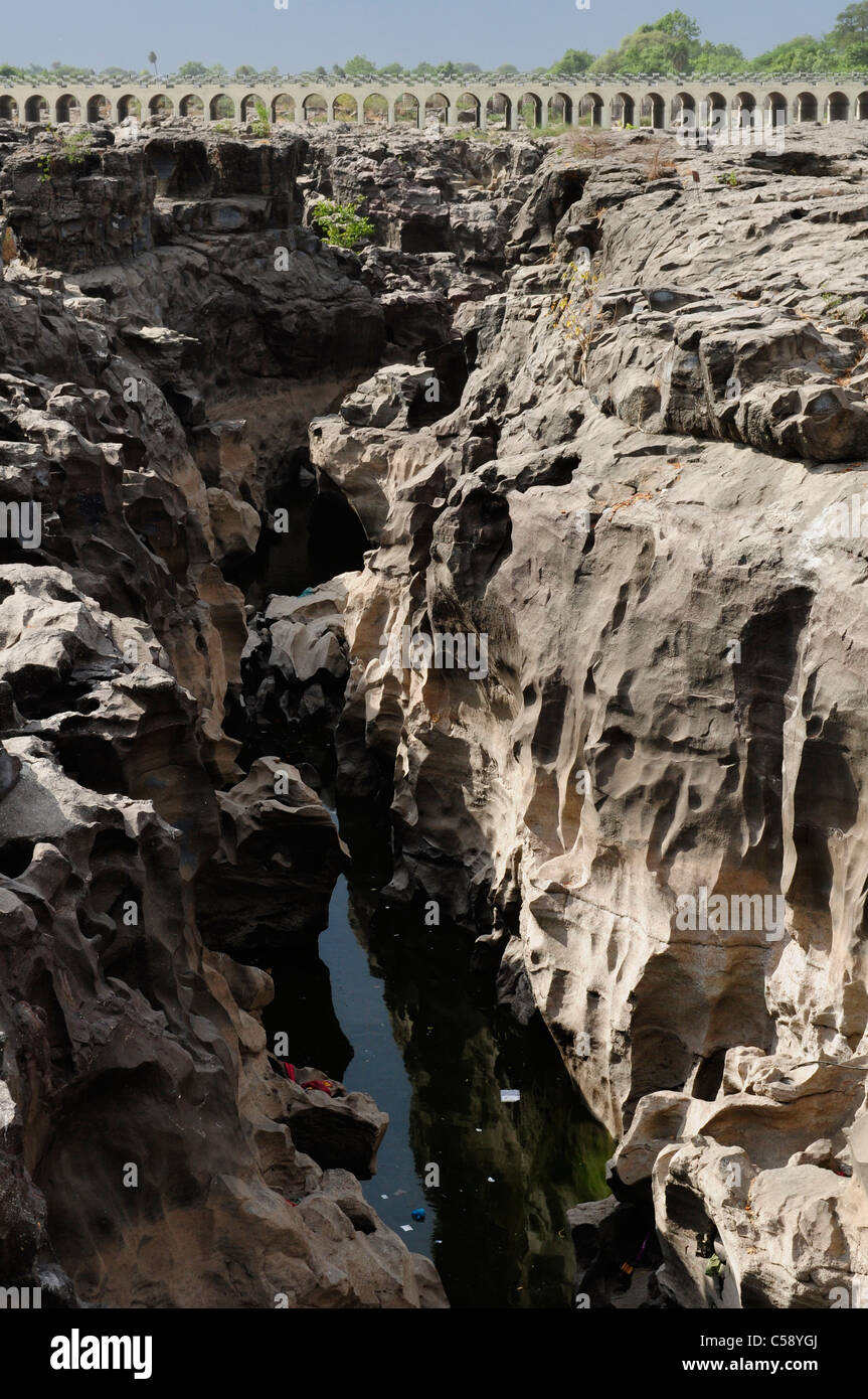 Rock carve hi-res stock photography and images - Alamy