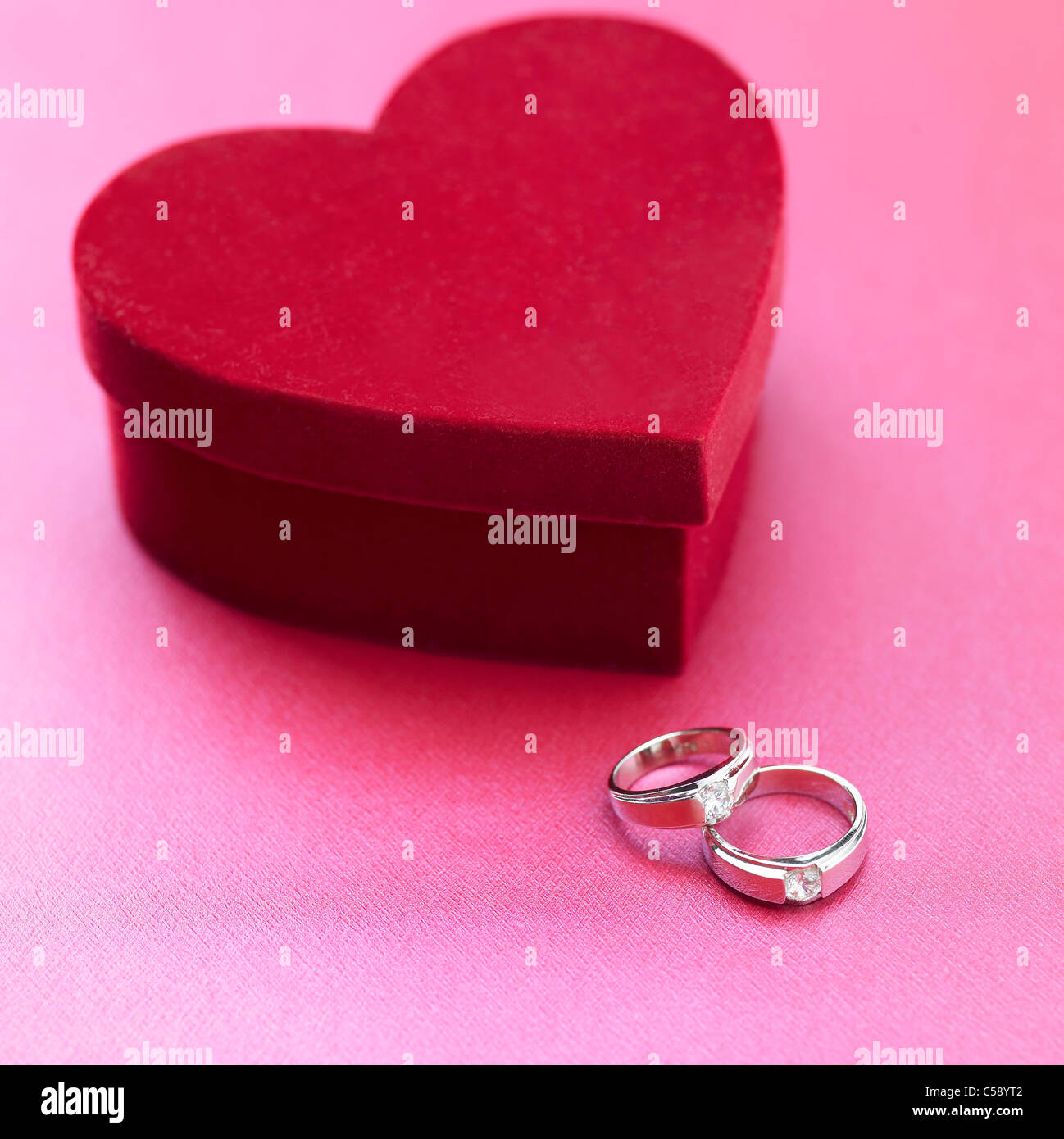 Ring box heart hi-res stock photography and images - Alamy