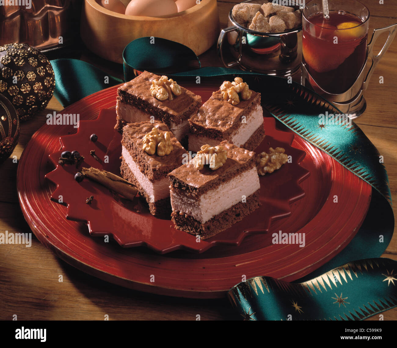 Punsch hi-res stock photography and images - Alamy