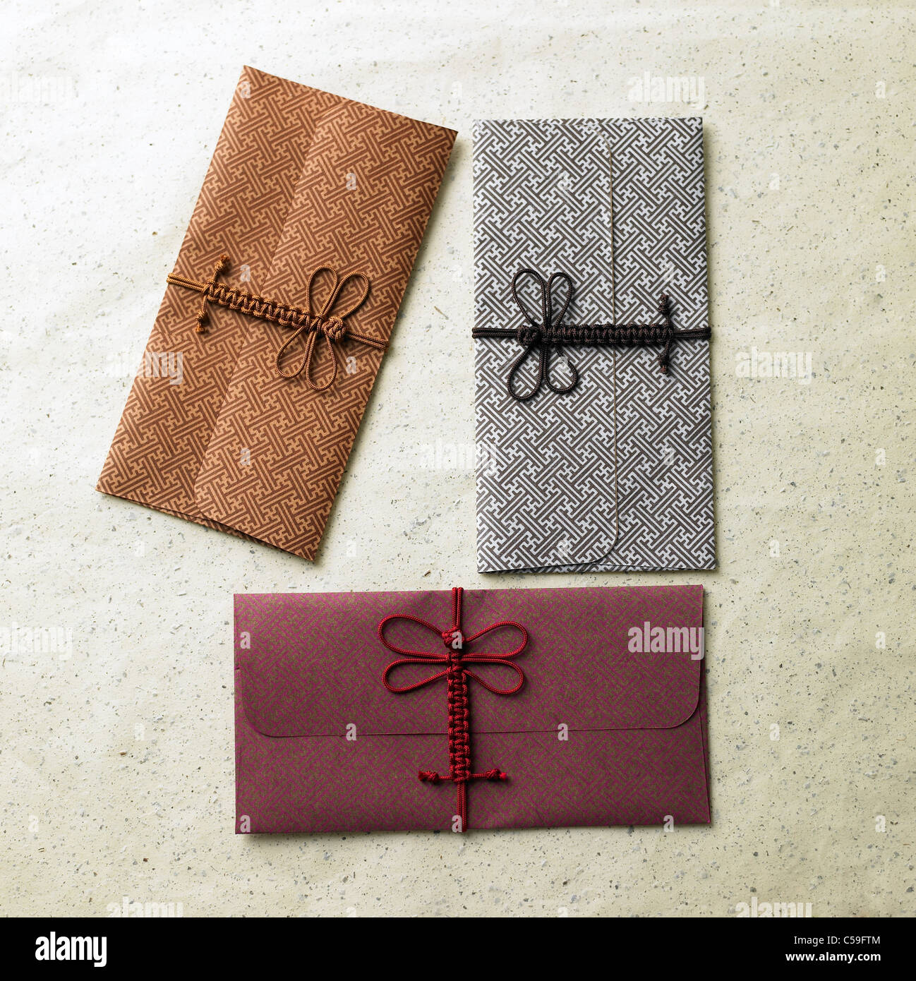 Small colored envelopes hi-res stock photography and images - Alamy