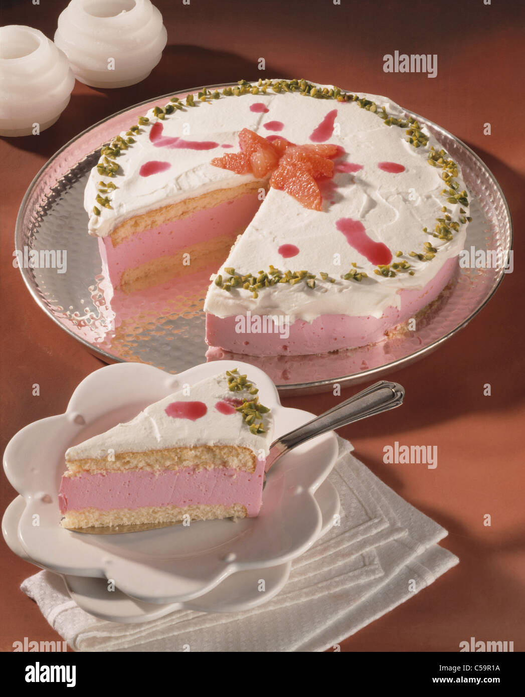 Grapefruit cakes hi-res stock photography and images - Alamy