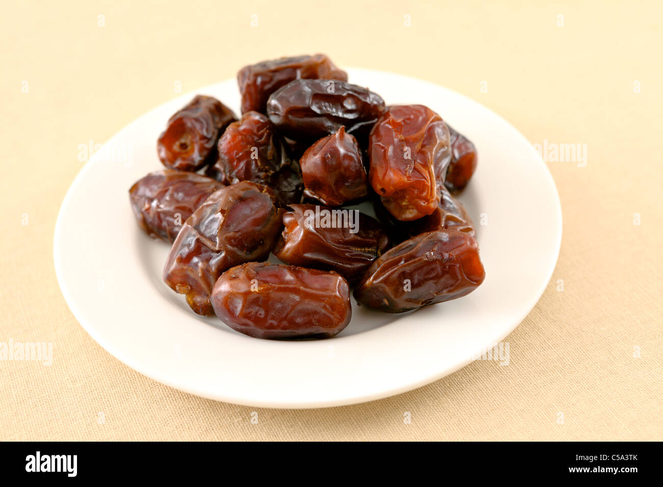 Breaking the plate hi-res stock photography and images - Alamy