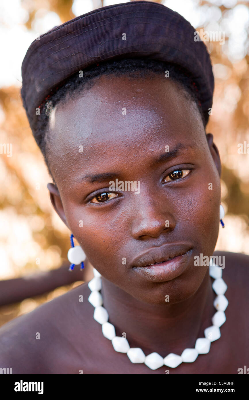 Dassanech tribe in omo ethiopia hi-res stock photography and images - Alamy