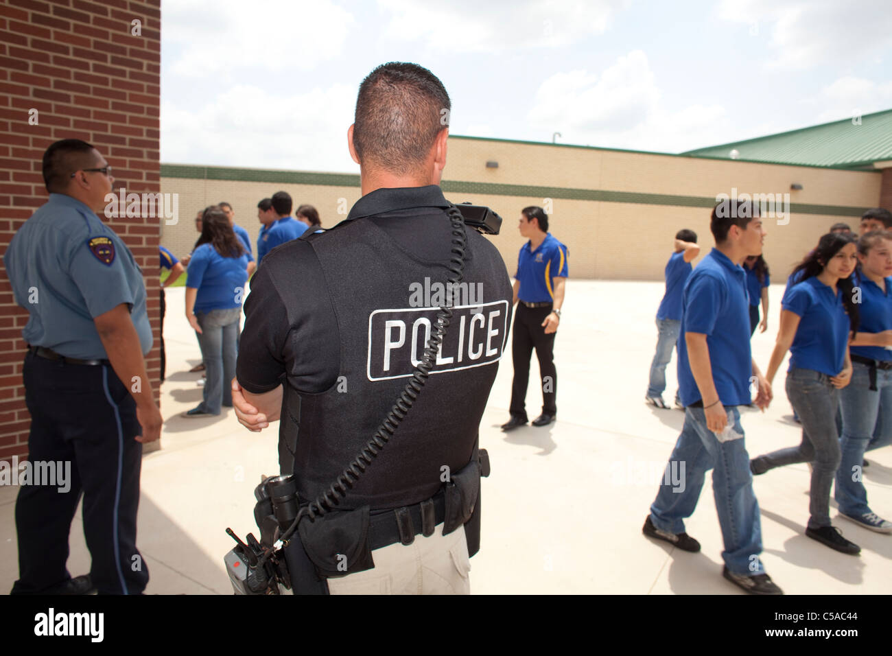 School violence hi-res stock photography and images - Alamy