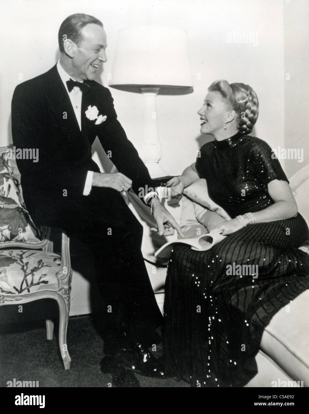 Fred astaire and ginger rogers dancing hi-res stock photography and ...