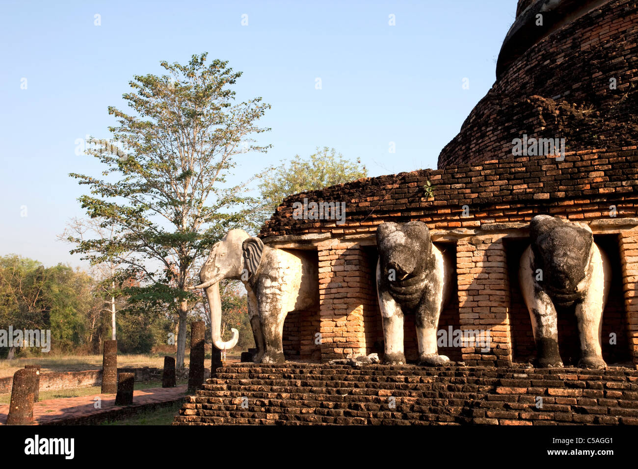 Sorasak temple hi-res stock photography and images - Alamy